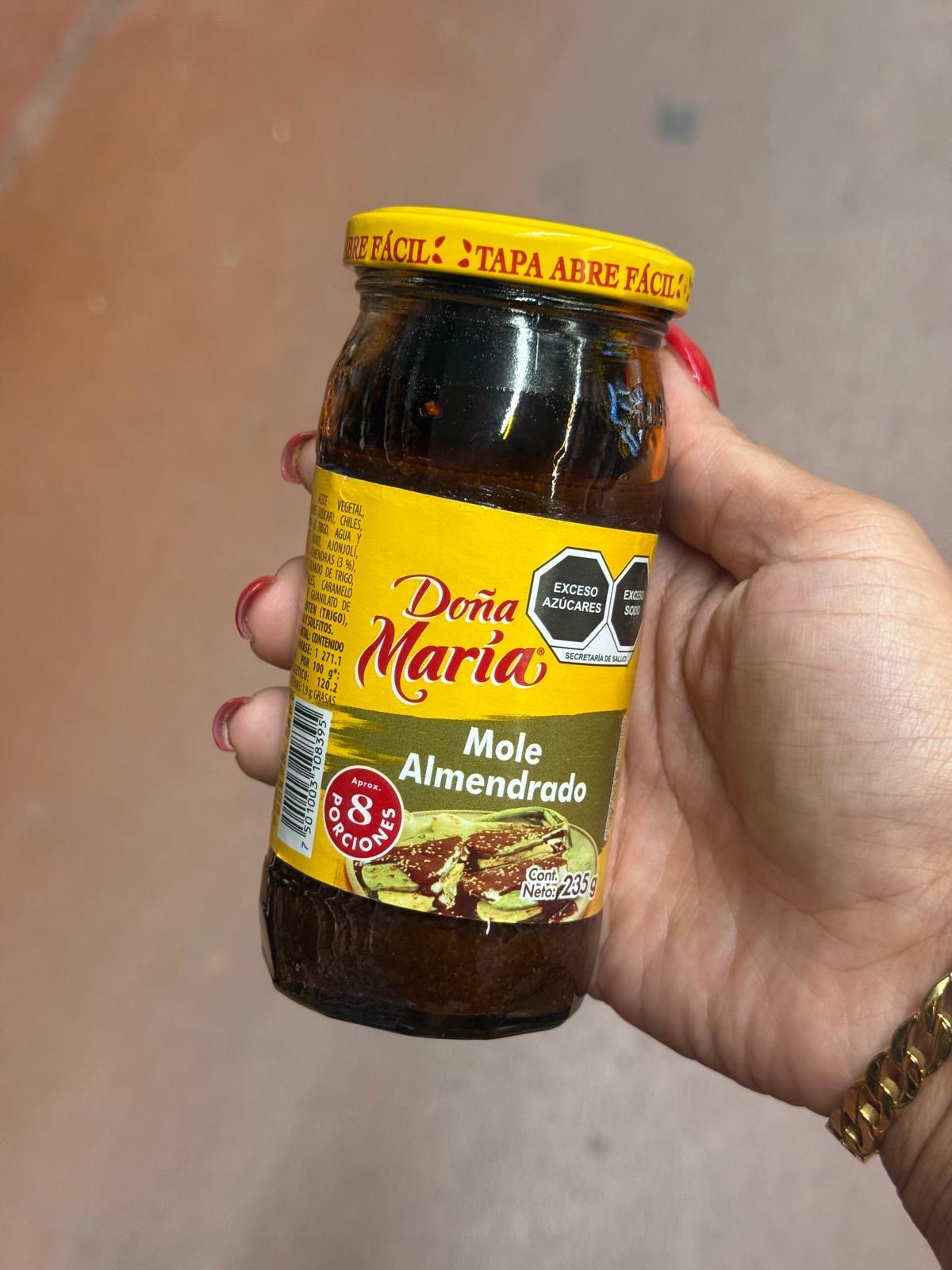 Mole almendrado “Doña María” – Antojitos La Tarasca